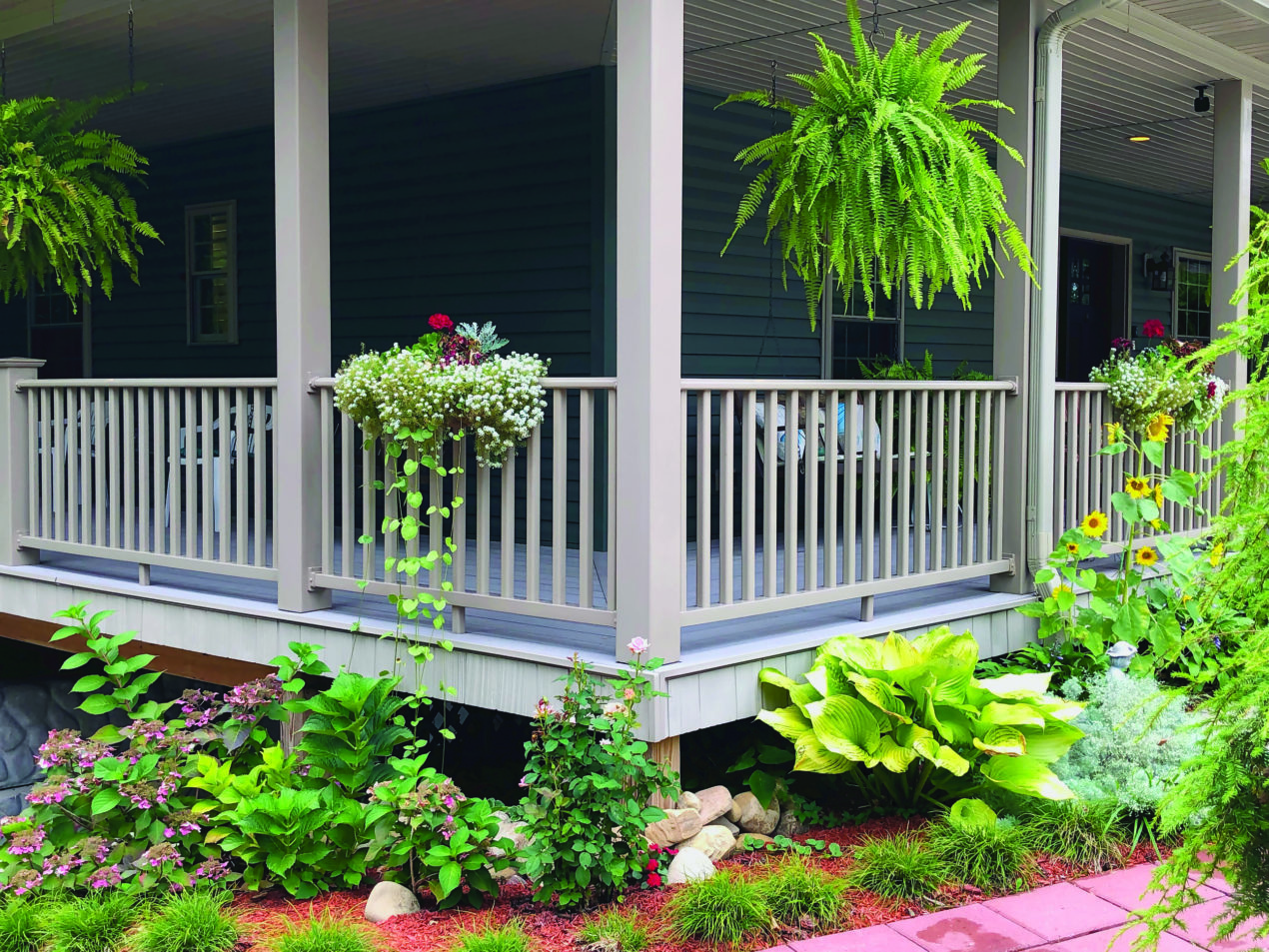 Deck Railing Design Guide & Inspiration | Color Guard Vinyl & Aluminum